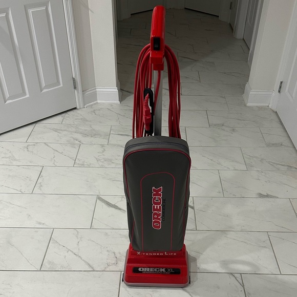 Vintage | Other | Oreck Upright Bagged Carpet Hard Floor Vacuum Cleaner ...